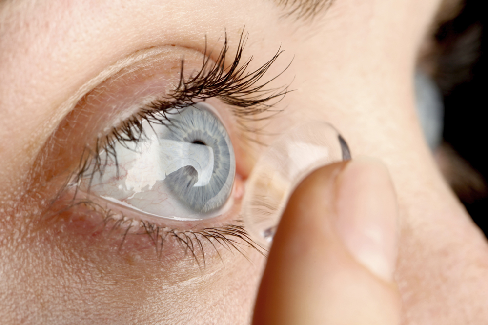 Wavefront Optimized LASIK vs. Contact Lenses: Which Is Right for You ...